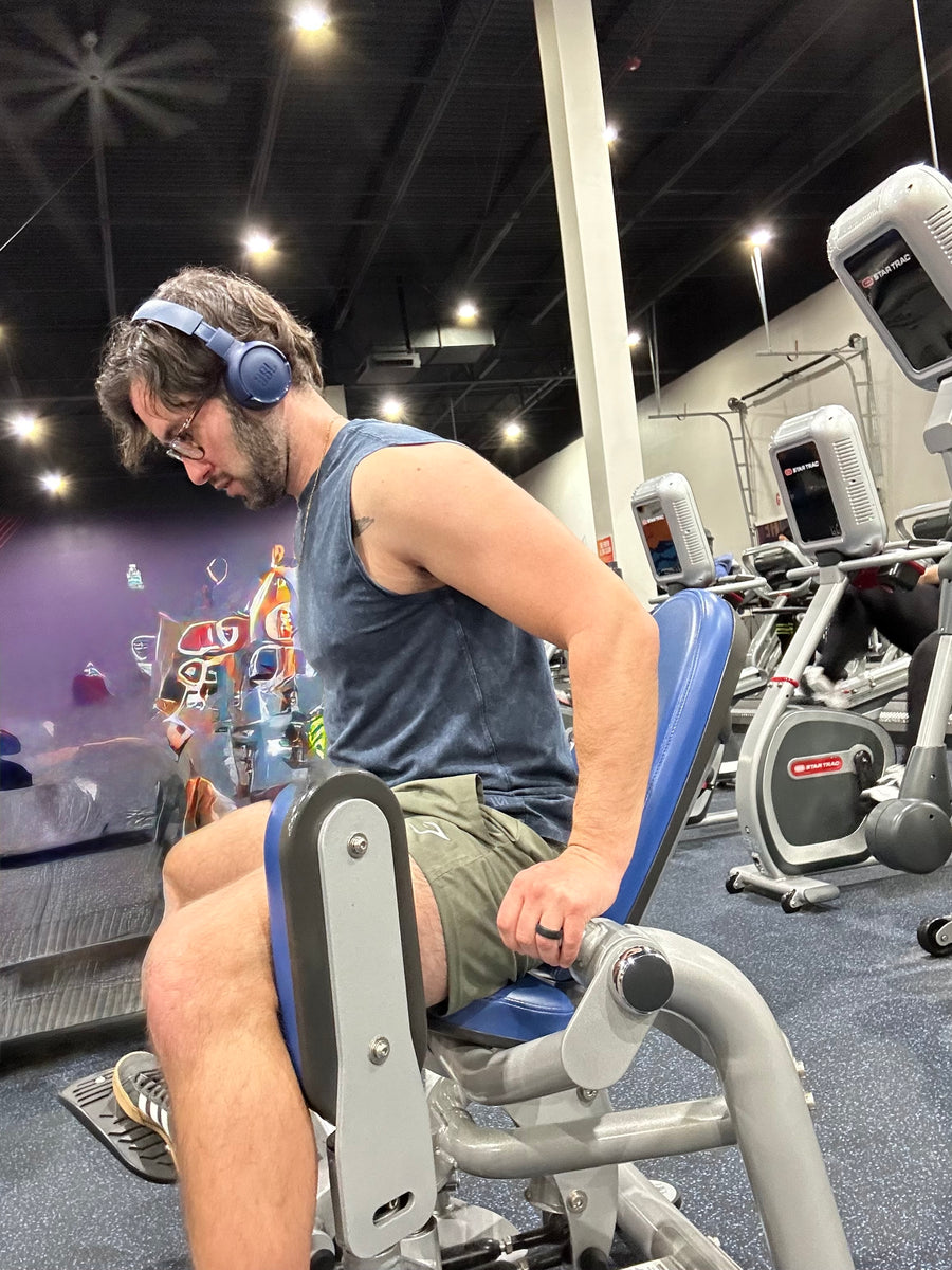 Hip Abduction Machine: Should You Lean Forward?