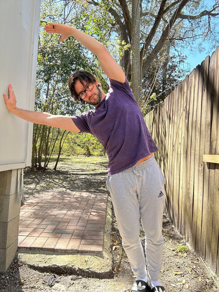 Serratus Posterior Inferior Stretch: How to, Anatomy, Pain Relief